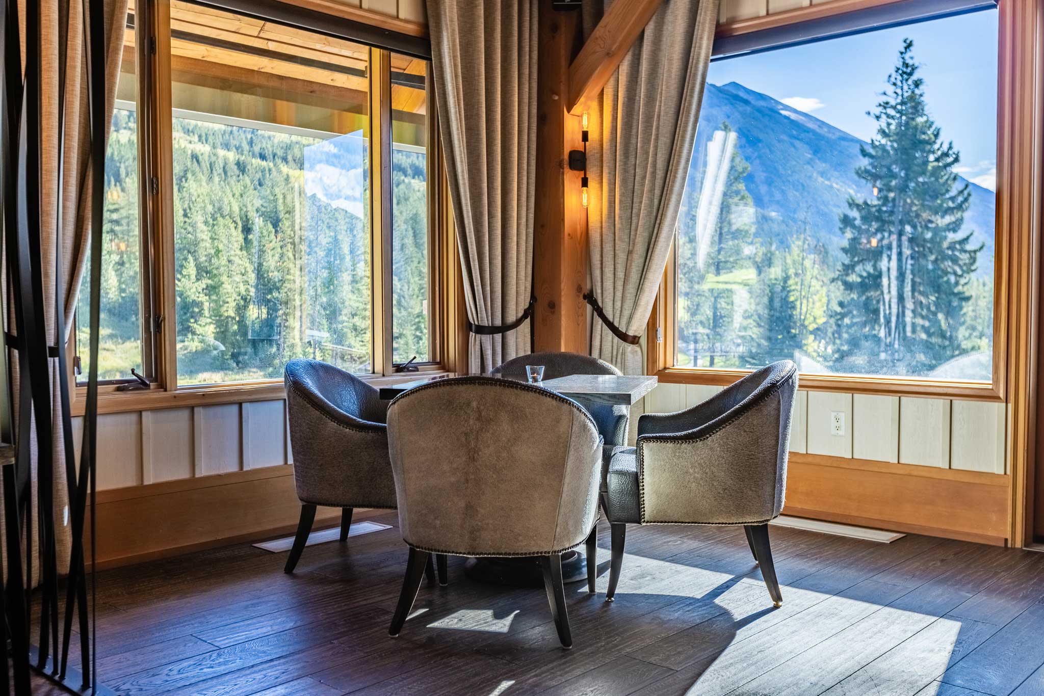 Rustica at Silvertip | Canmore Dining | thediningguide.ca